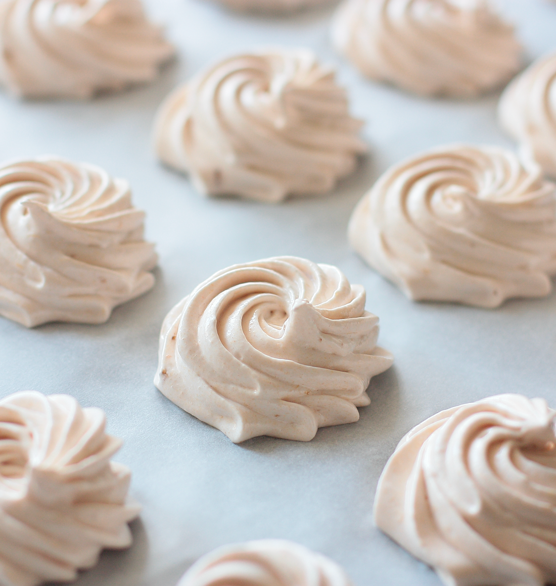 Meringue Base – Satin Ice